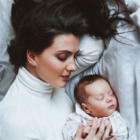 Sa Mamama O Sara Oster Rokvić Bebologija Škola Za Trudnice