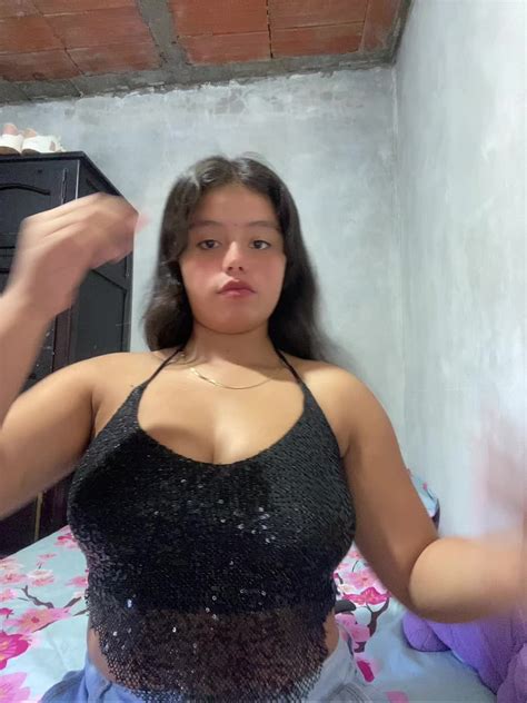 Videos De Yeraldin Pulgarin Yeraldin Pulgarin2 Con “sonido Original Rolitas🧃” Tiktok