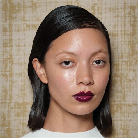 The Sleek Bob Haircut Inspo And Styling Tips