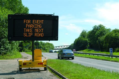 Solar Powered Variable Message Signs Are On Surge Utilizing As A Modern Tool To Control Traffic