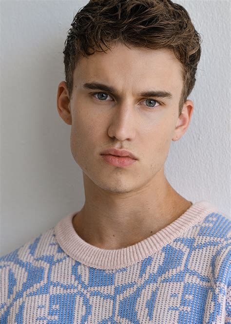 Maximilian Mcfit Models