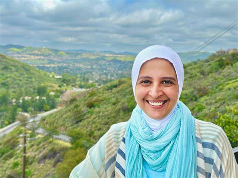 من هي هوية العريس؟ حنان ترك تكشف عن أول فرحتها وتثير فضول الجمهور مجلة هي