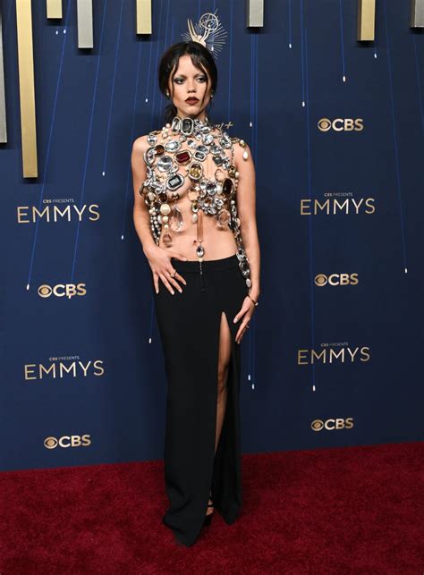 Jenna Ortegas Risqué Gem Encrusted Emmys Look Was A 90s Throwback