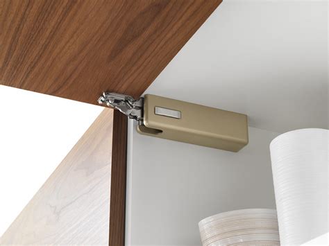 Con Sistema Push Para Puerta Simple