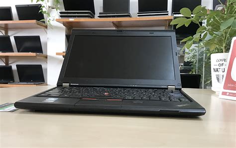 Laptop Lenovo Thinkpad Ibm X220 Core I5 Laptop Cũ Laptop Xách Tay