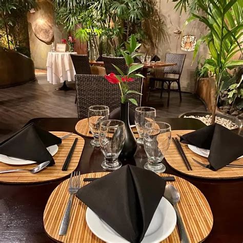 Tin Jo Restaurant Reviewsopen Hoursphoto Spots Things To Do Wanderboat Ai Trip Planner