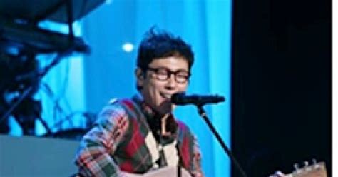 데뷔 20주년 윤종신 70대까지 노래하면서 늙고싶다