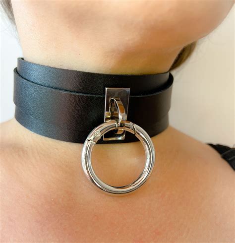 Collier Large En Cuir Avec Anneau Mousqueton Etsy France Leather