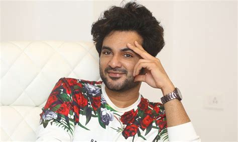 Actor Siddhu Jonnalagadda Donates 30 Lakhs For Flood Relief