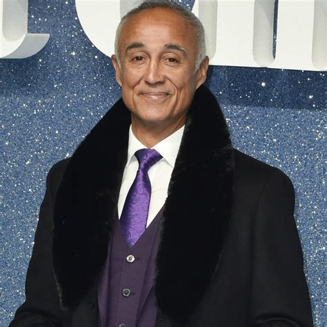 Wham Singer Issues Emotional Statement After Landing Christmas Number 1 Mytalk 1071