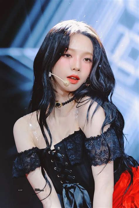 다시봐도 레전드같은 더블유 행사 에스파 고화질 팬플러스 커뮤니티