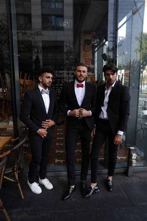 חליפת טומאס שחור בלייזר