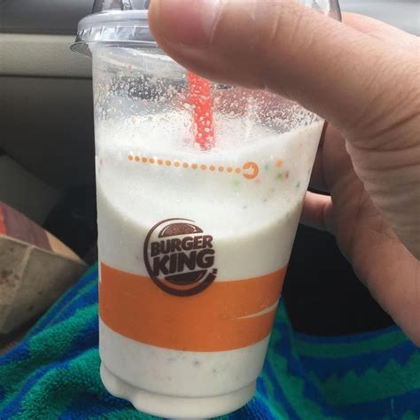Burger King Fruit Loops Milkshake
