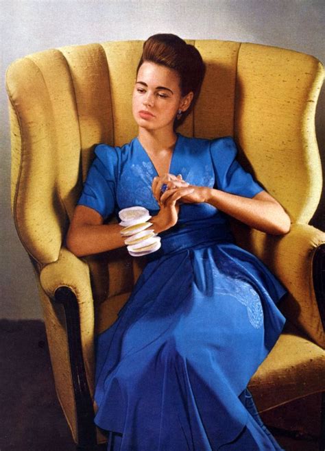 The Poor Little Rich Girl 38 Beautiful Photos Of Gloria Vanderbilt In