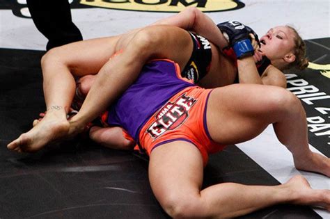 The Curse Of Ufc Camel Toe The Wardrobe Malfunction Plaguing Mma Women