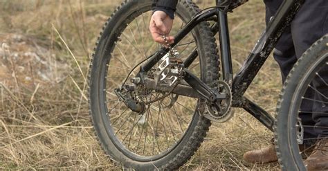 How To Fix A Loose Chain Bicycle Maintenance Pedalchef