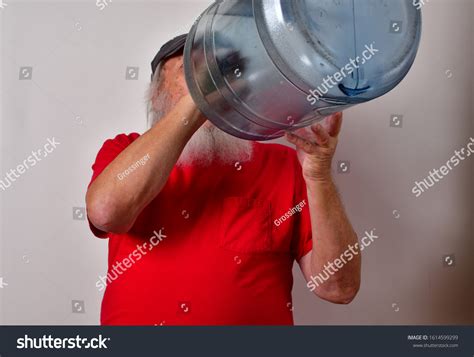 Old Man Drinking 5 Gallon Water 스톡 사진 1614599299 Shutterstock