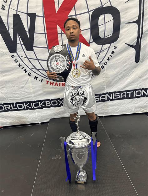 Meet Monye Tucker Voyage Atl Magazine Atl City Guide