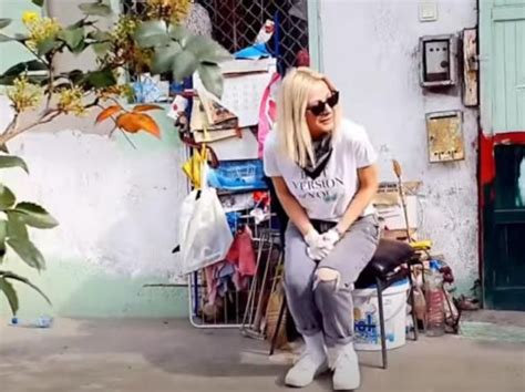 NaŠa PevaČica Ih Pozvala Dobar Dan Vaš Muž Je Moj Tata Samo Da