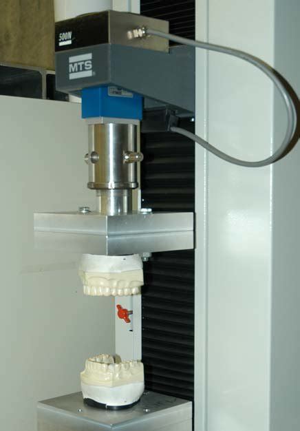 Mts Testing Machine Open Prior To Test Download Scientific Diagram