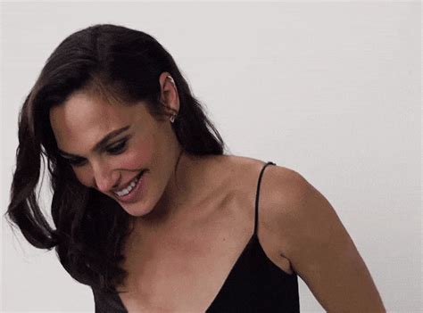 Gal Gadot Gal Gadot Pictures And S Thread 8 Because We Cant Stop