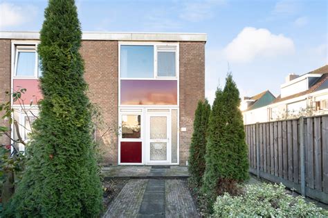 House For Sale Van Zyll De Jongstraat 17 3195 Tl Pernis Rotterdam Funda