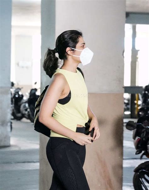 Raashi Khanna Gym Look Elegantly Hot