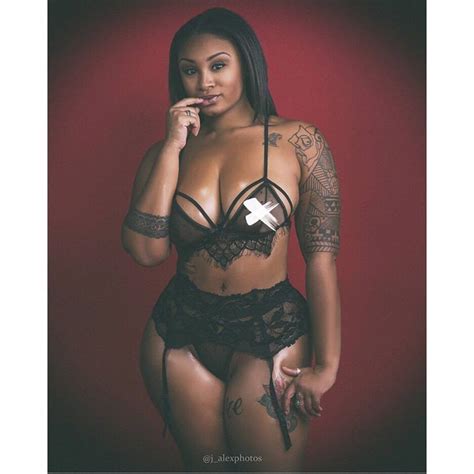 Igm Rae Bae Shesfreaky