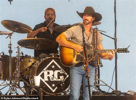 Country Singer Riley Green Makes A Rare Sighting In Texas After Being