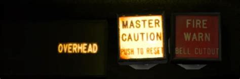 Master Caution Situación Límite