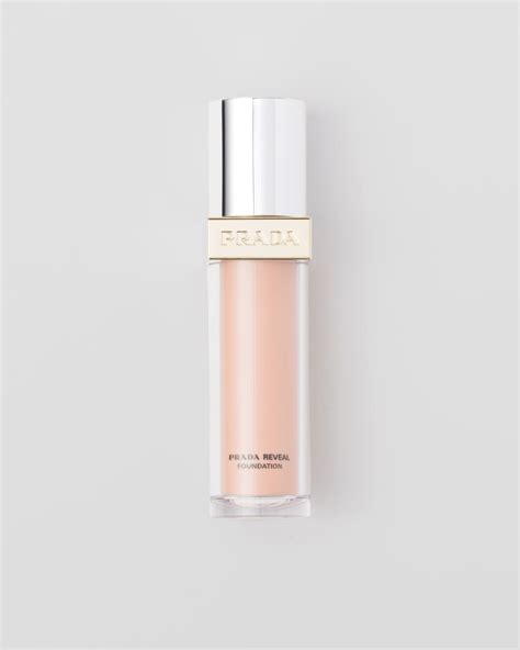 Lc10 Light Cool Prada Reveal Skin Optimizing Foundation Lc10