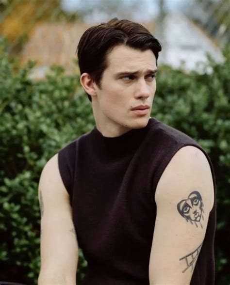 Nicholas Galitzine Tattoos