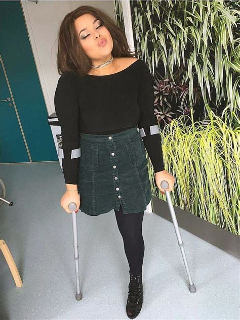 Pin On Amputee One Leg Women Fashion Simple Outfits Outfits