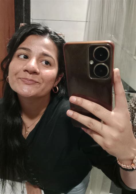 Linkedin Linkedinforcreators Content Personalbranding Personalgrowth Rishika Trivedi 28