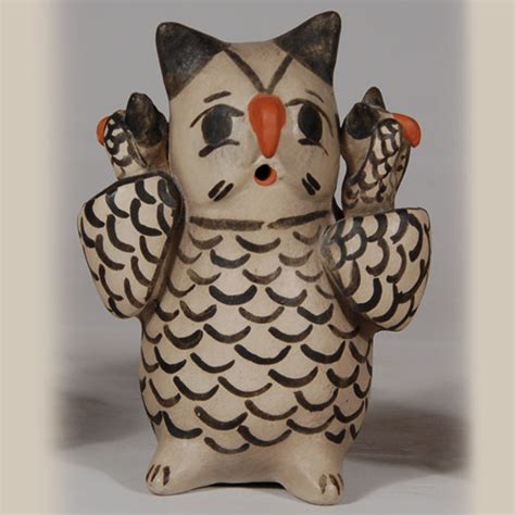 Cochiti Pueblo Pottery “see No Evil” Owl Figurine By Juanita Inez Ortiz