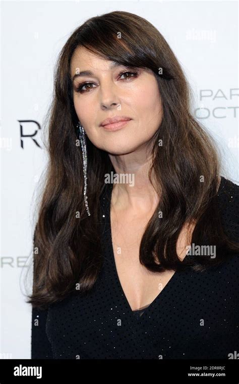 James Bond Movie Actress 60 Photos Moonagedaydreamfilm