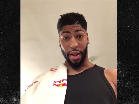 Anthony Davis No Eyebrows Why Does Anthony Davis Leave His Unibrow