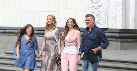 Savo Milošević Sa Devojkom Došao Na Sofrino Venčanje Telegrafrs