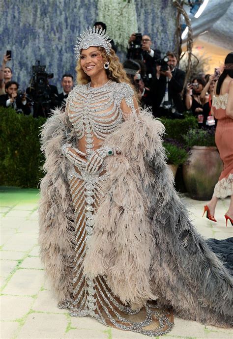 Beyonce Stuns At The Met Gala 2026 Sparkles With Blue Ivy And Jay Z