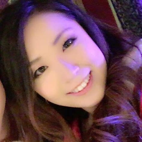 中山 知香 Tomochau28 • Threads Say More