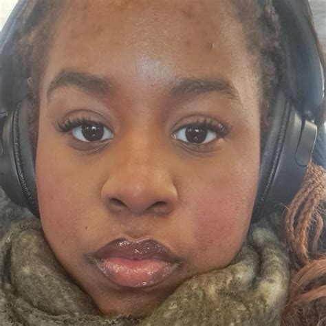 Tyara Rivas Fora Travel