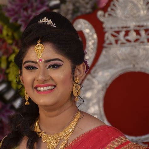 Näbôš Mąkeover Kolkata