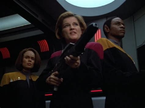 Star Trek Voyager 1995