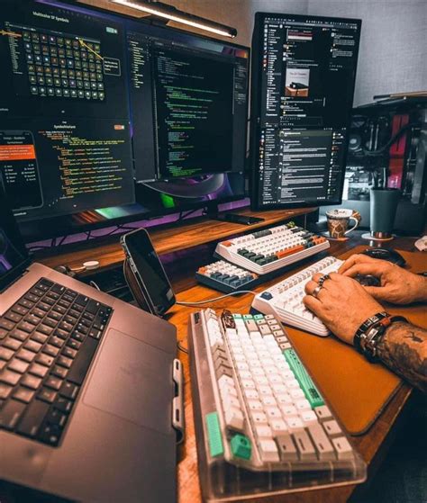 Crypto Scam Recovery Pictures Trading Computer Setup Programmers