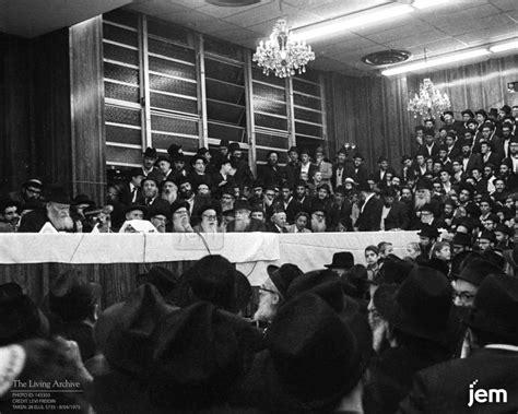 Jewish Educational Media On Linkedin The Rebbe Shares A Chassidic Discourse Known As A ‘maamar