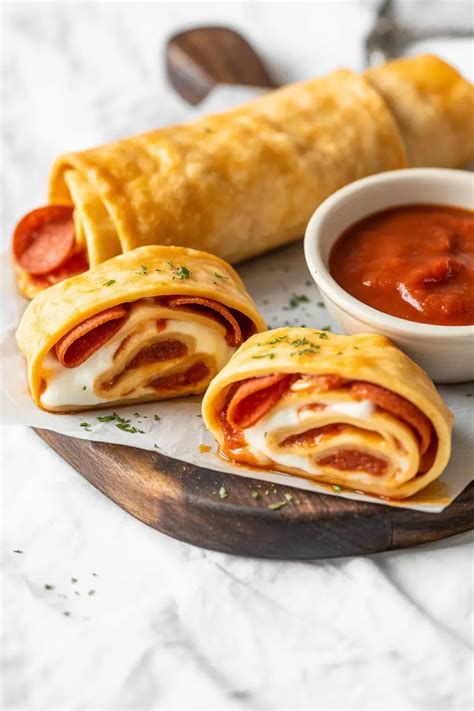 Cheesy Pepperoni Pizza Roll Ups With Low Carb Tortillas Sipnfeel