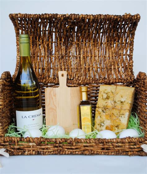 Jac O Lyn Murphy Bread Basket Easter Hostess T
