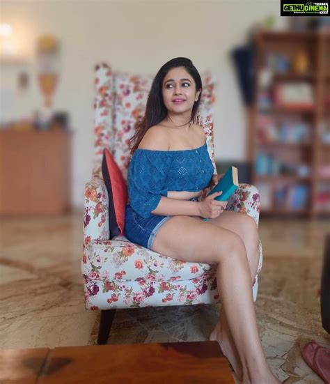 Poonam Bajwa Instagram Hi🧚🏿‍♂️and How Are You Today 💎🍀 Gethu Cinema
