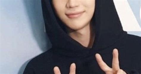 Awek Tak Pakai Bra Brandon Walsh