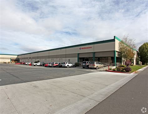 800 890 E Glendale Ave Sparks Nv 89431 Industrial For Lease Loopnet